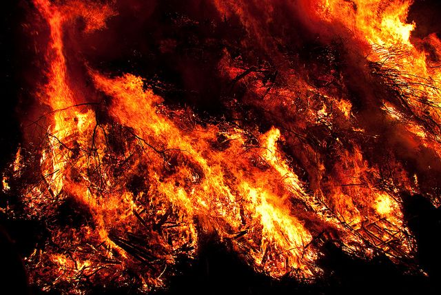 Feuer - adam-online.de